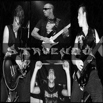 Struendo cerrando fechas presentacion "Maldito Seas"